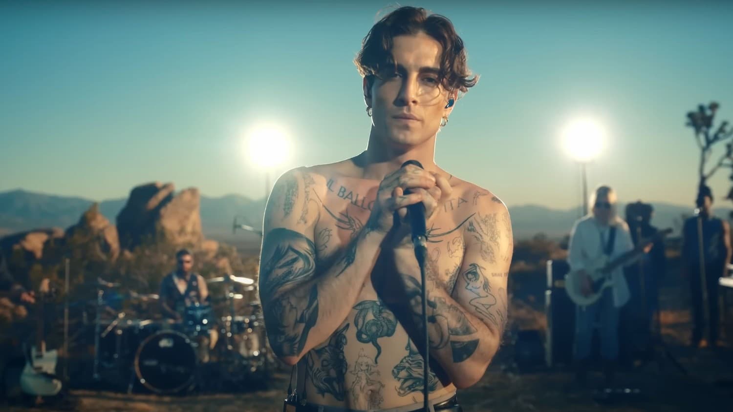 Toto nie je Måneskin 2.0. Na debute Funny Little Fears začína Damiano David nanovo | Hudba.sk