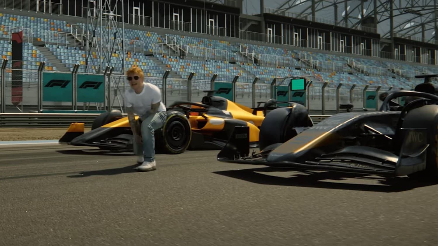 Ed Sheeran vás vezme so skladbou Drive na divokú jazdu okruhu F1 | Hudba.sk