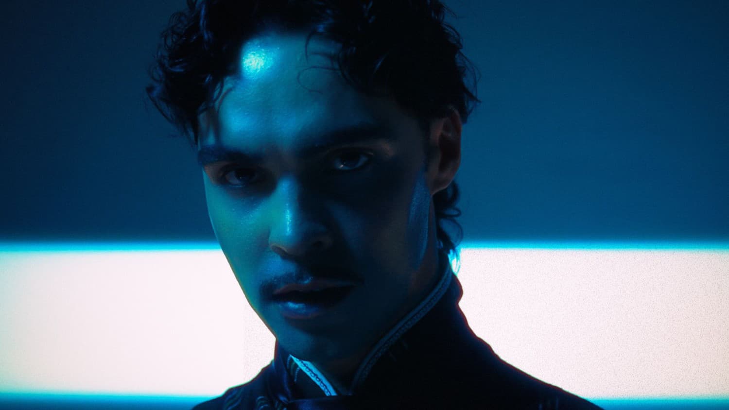 Adam Pavlovčin alias ADONXS prichádza so silnou baladou Wasted | Hudba.sk