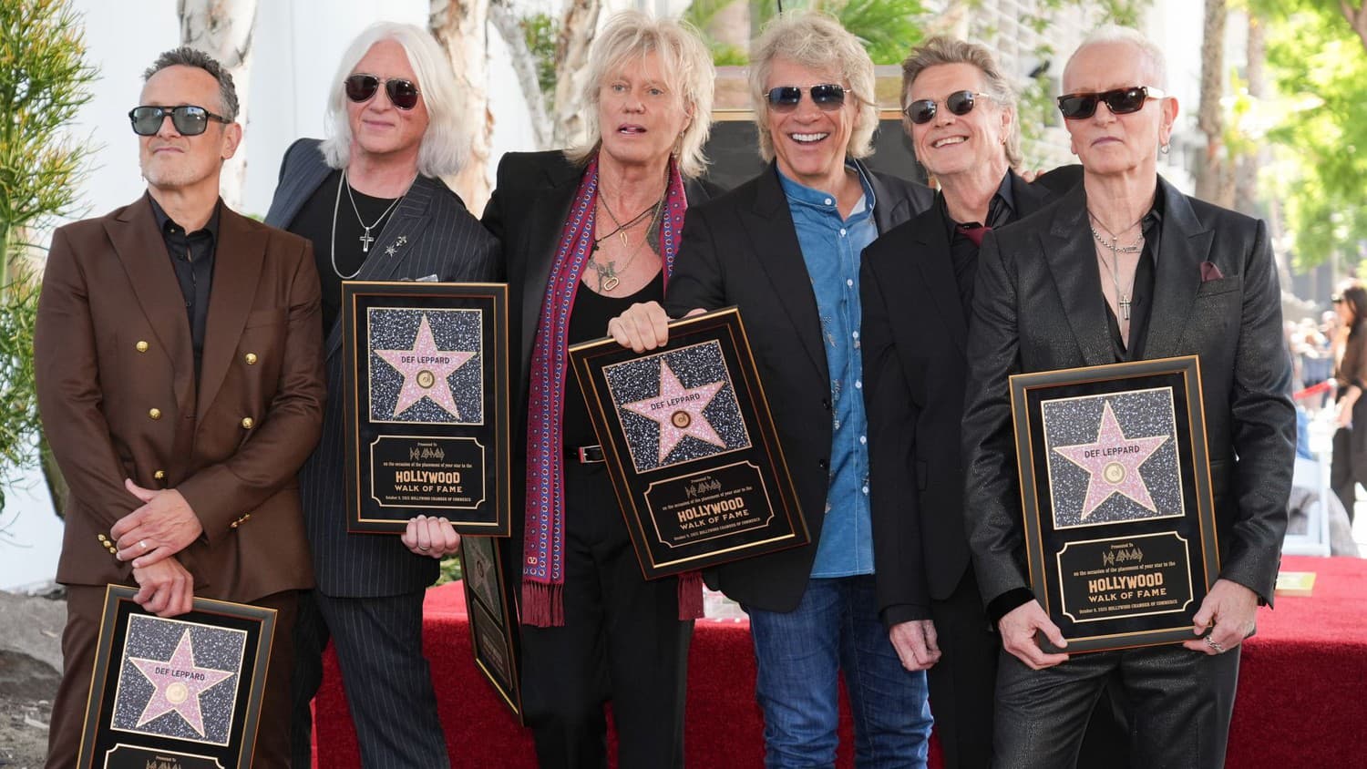 Def Leppard zverejnili nový singel Rejoice – prvú originálnu skladbu za ...